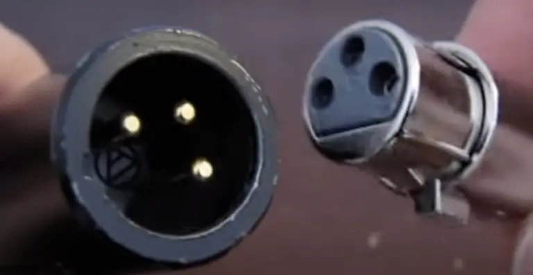 Connect A Microphone To Smart TV (Easy Way) - fixdab